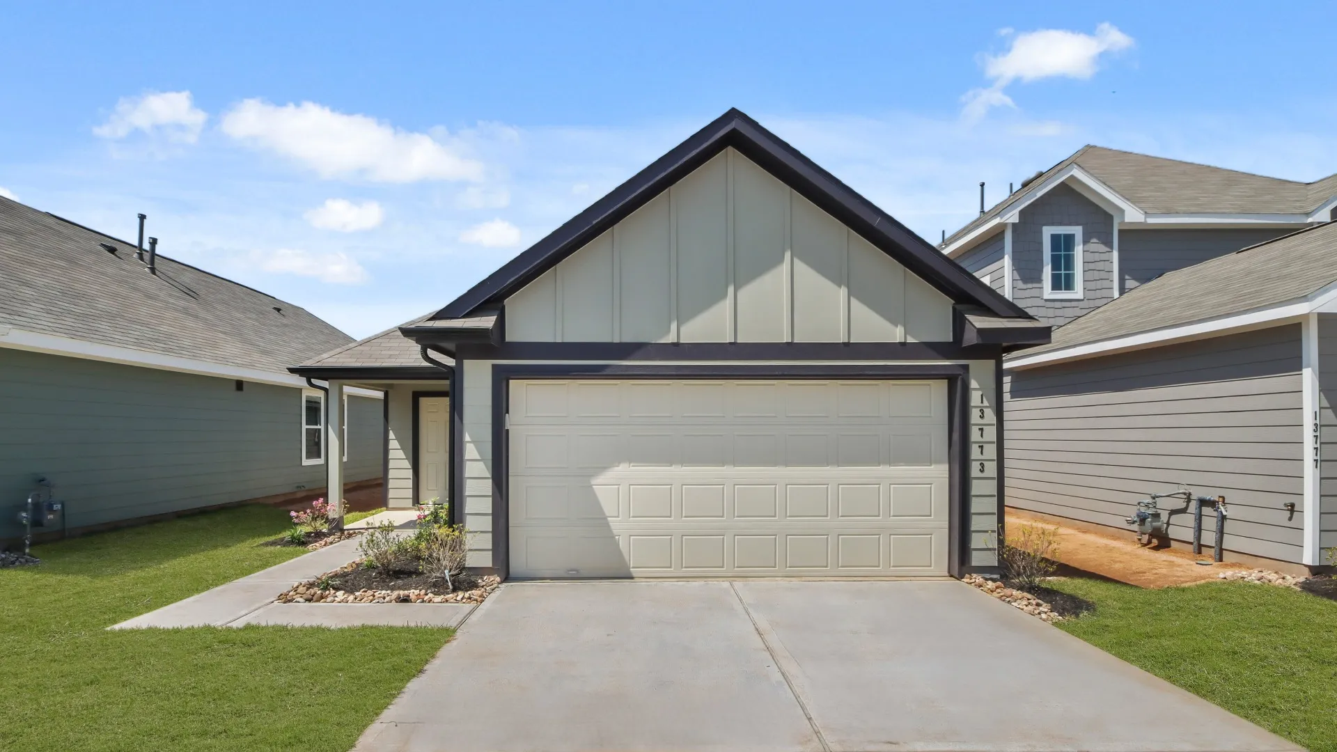 13773 Sunshine Peak Drive, WILLIS Texas | Quick Move-In Home at Ridgeland Hills | Legend Homes