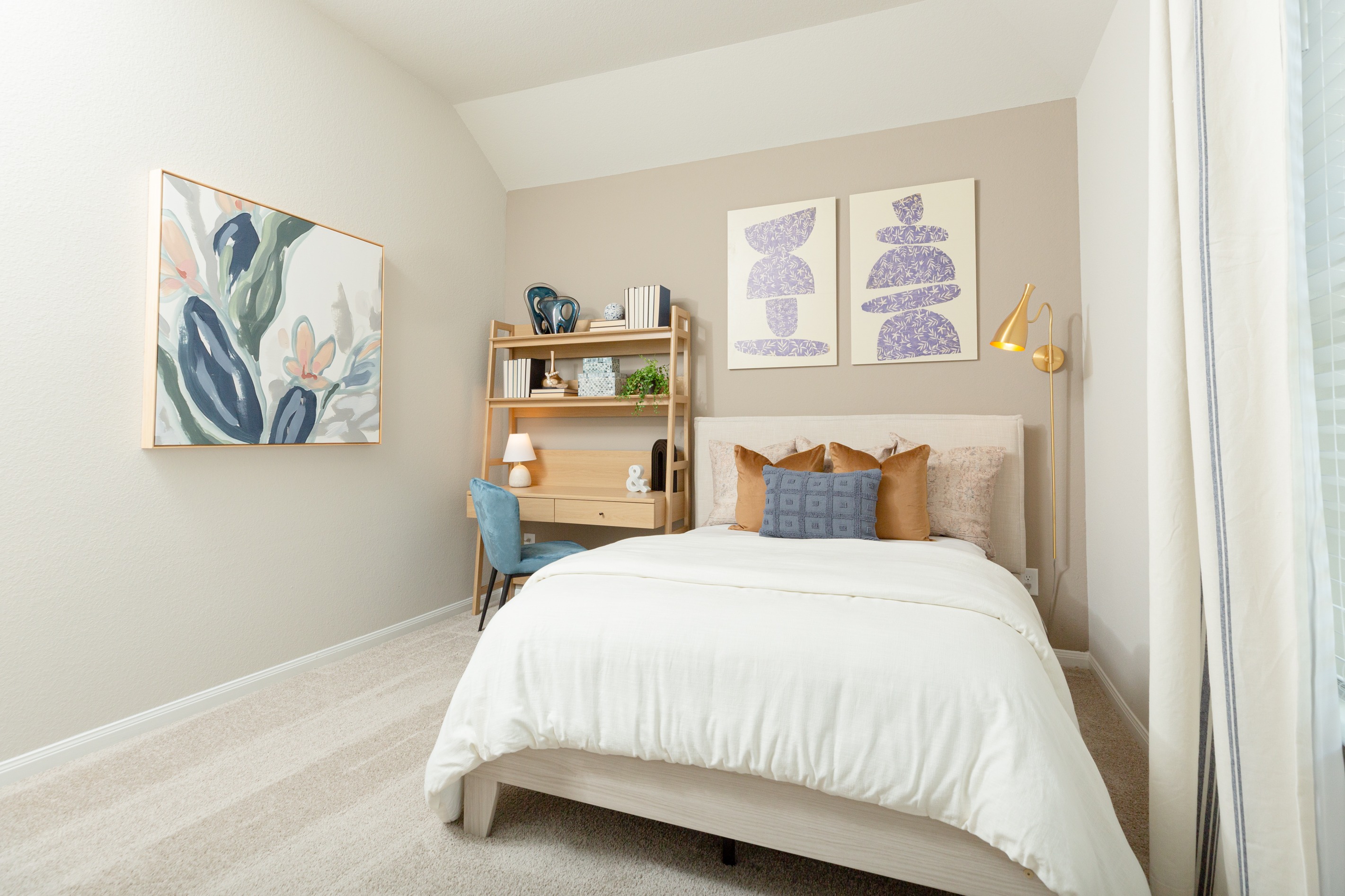 4 Simple Spare Bedroom Ideas for Style, Storage & Flexibility