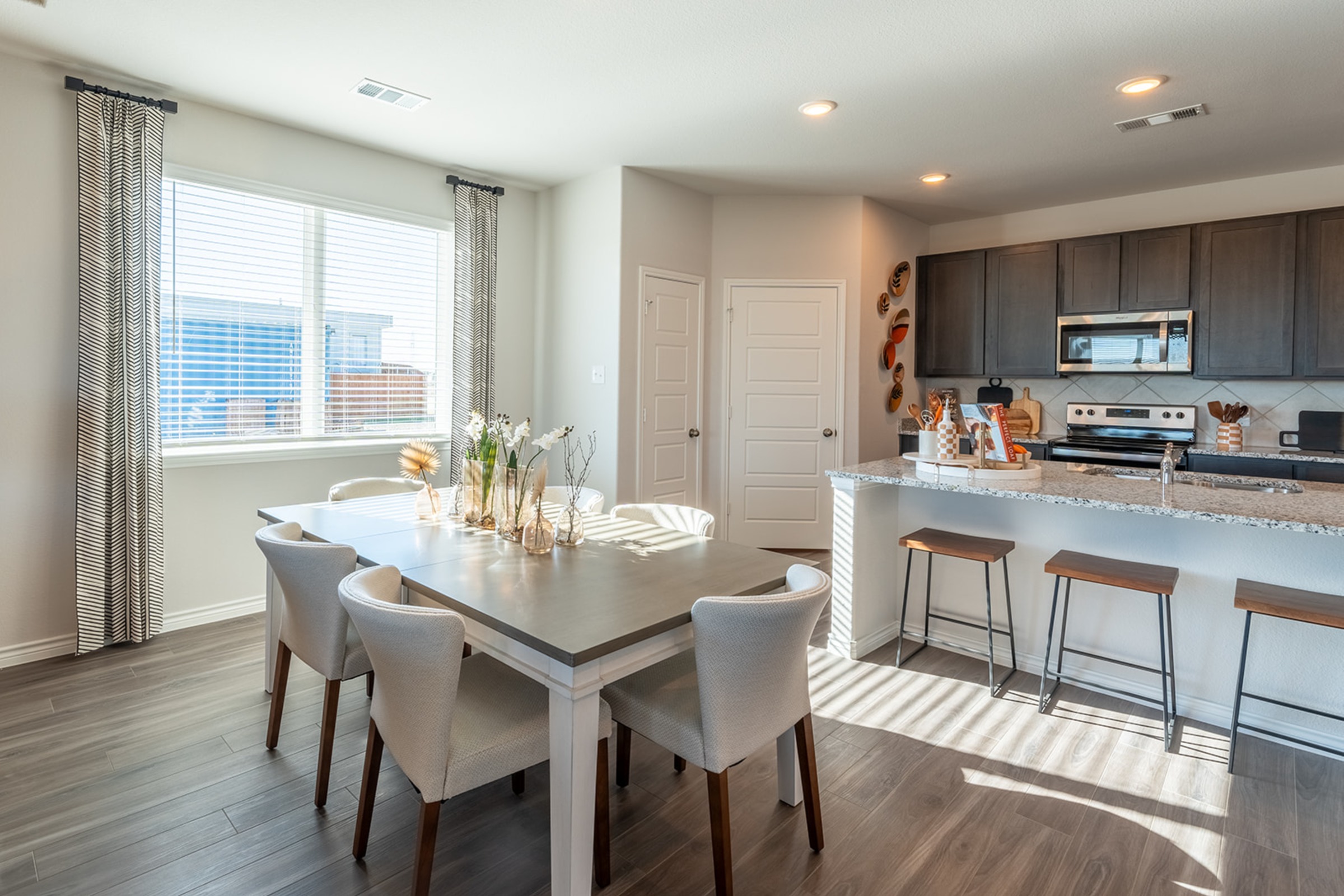 5 Benefits of Open Floor Plans | Legend Homes